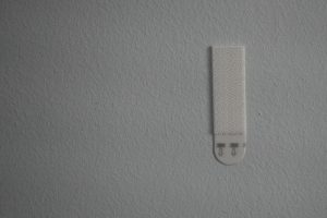 Command Strips Alternatives for Brick and Textured Walls » Comfy Bedrooms